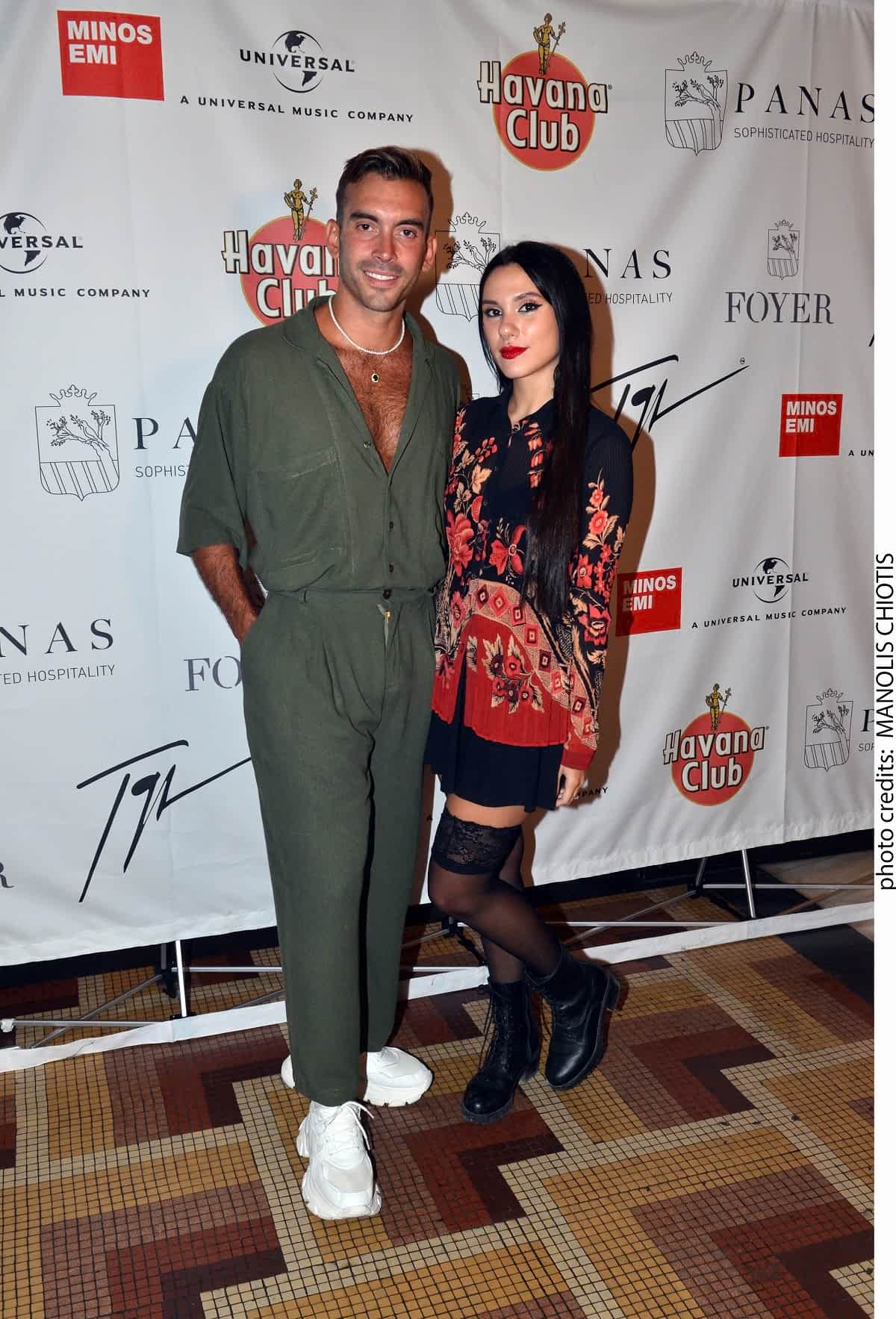 TOQUEL | Όσα έγιναν στην πολυπλατινένια απονομή των album του "Beverly ...