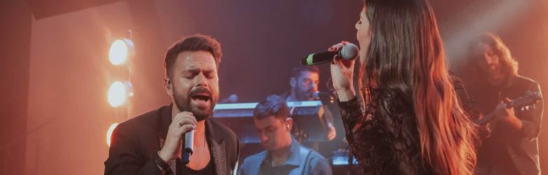 Ηλίας Βρεττός – Demy: «Μαγικά» Σαββατοκύριακα με τις εμφανίσεις τους -Δείτε φωτογραφίες - Ράδιο ...